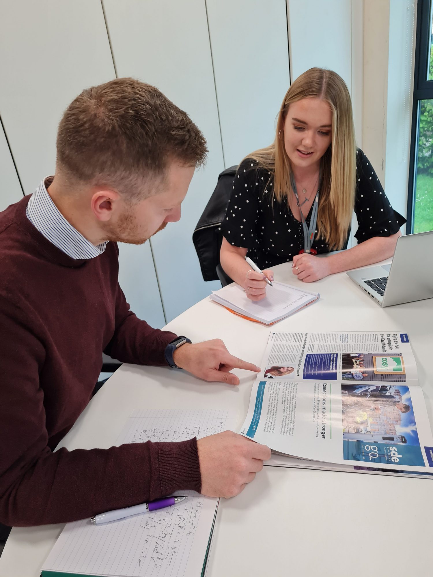 Top tips on how to conduct a good journalistic interview - Generation Next